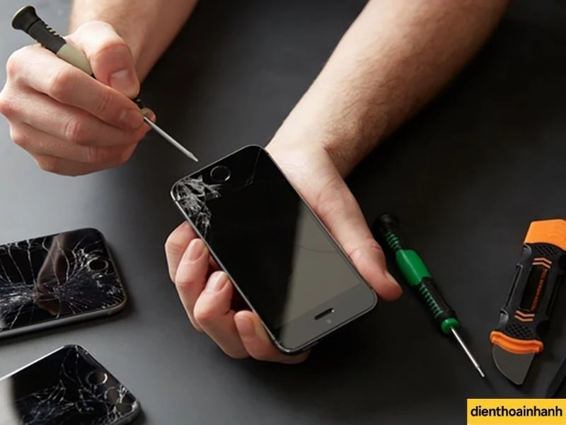 Hướng Dẫn Thay Màn Hình iPhone XS Max: Lưu Ý Cần Biết